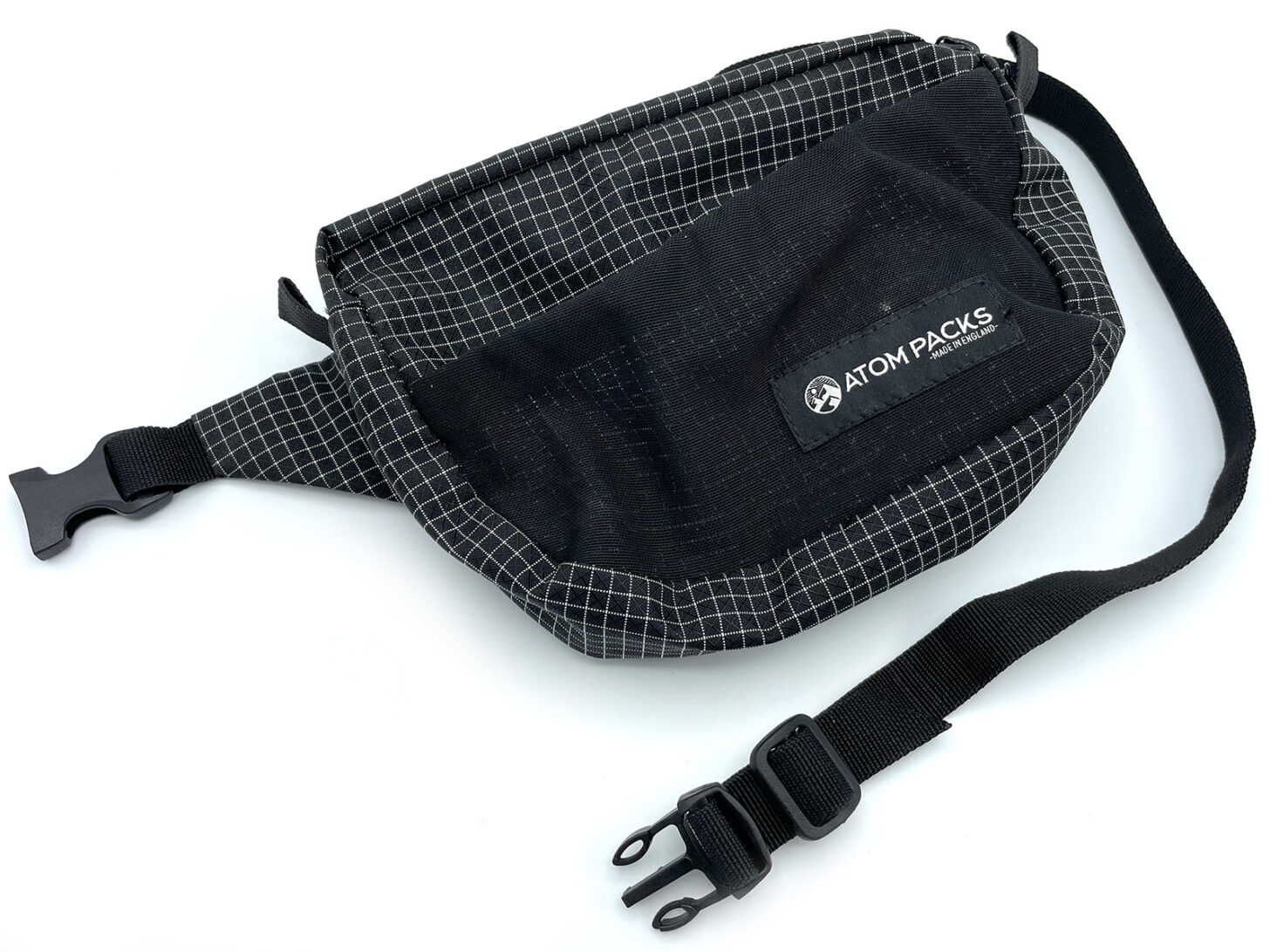 Atom Packs :The Roo" 1.5L Fanny Pack - Backpacking Light