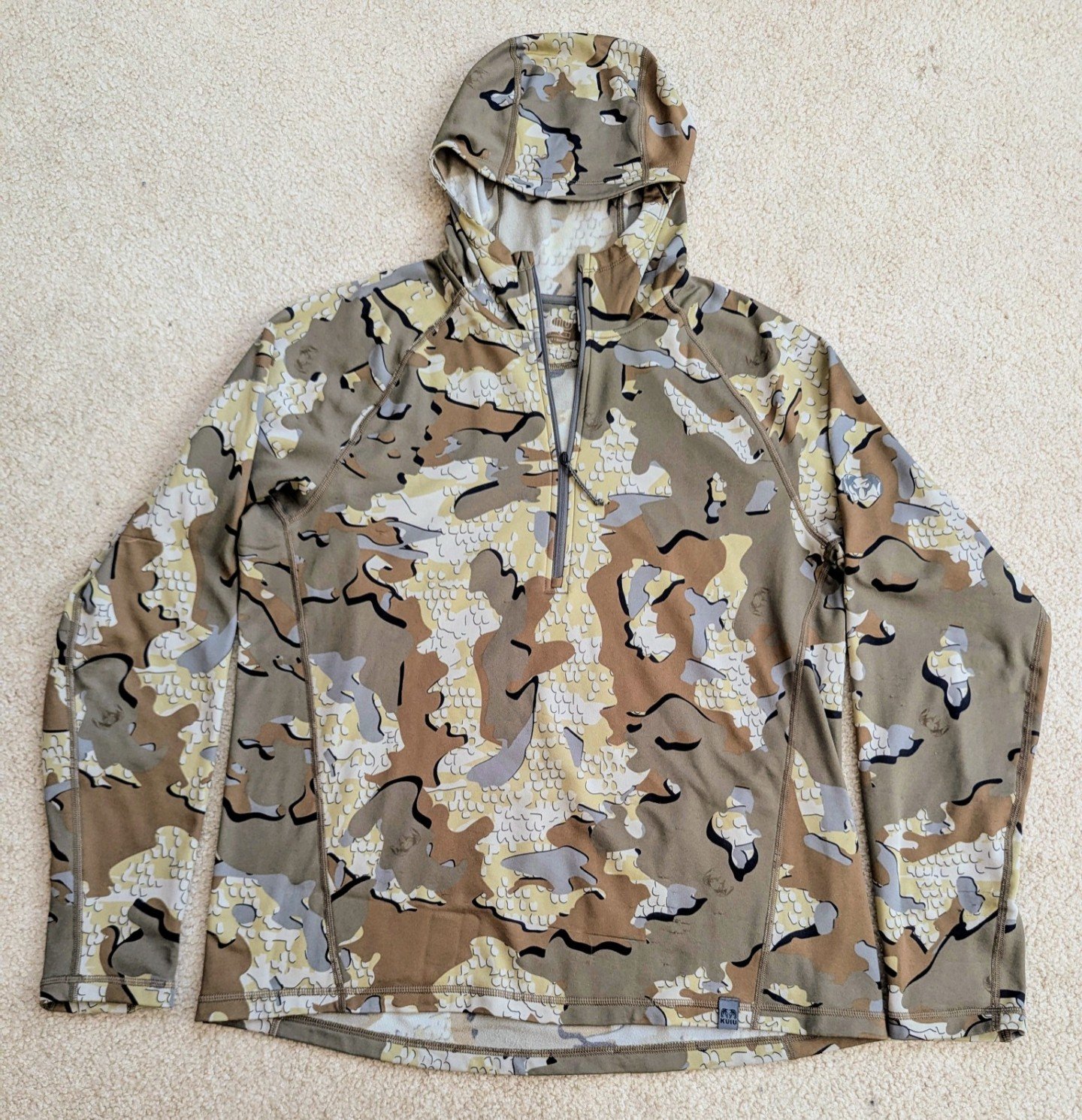 Kuiu Peloton 97 hoody 1/4 zip - Lg - Backpacking Light